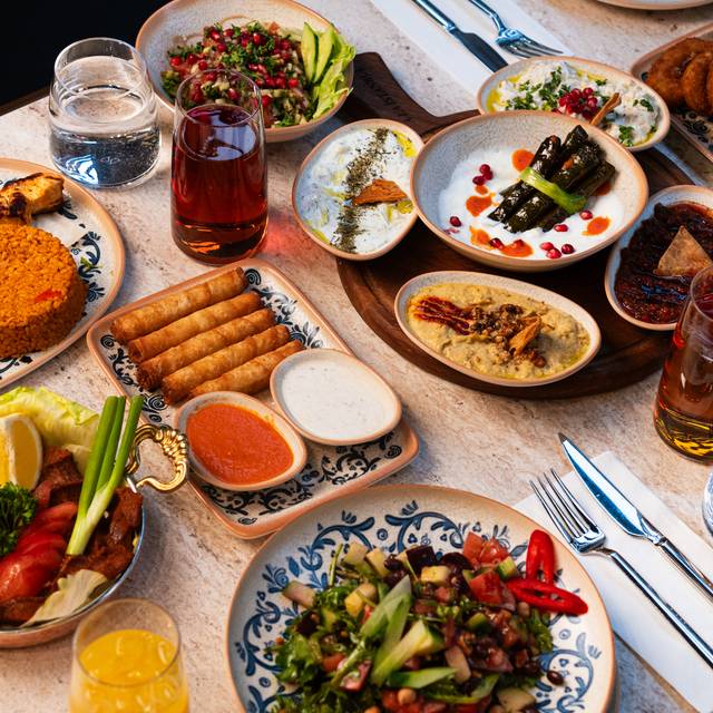 A La Istanbul Turkish Cuisine - Updated 2026, Turkish Restaurant in ...