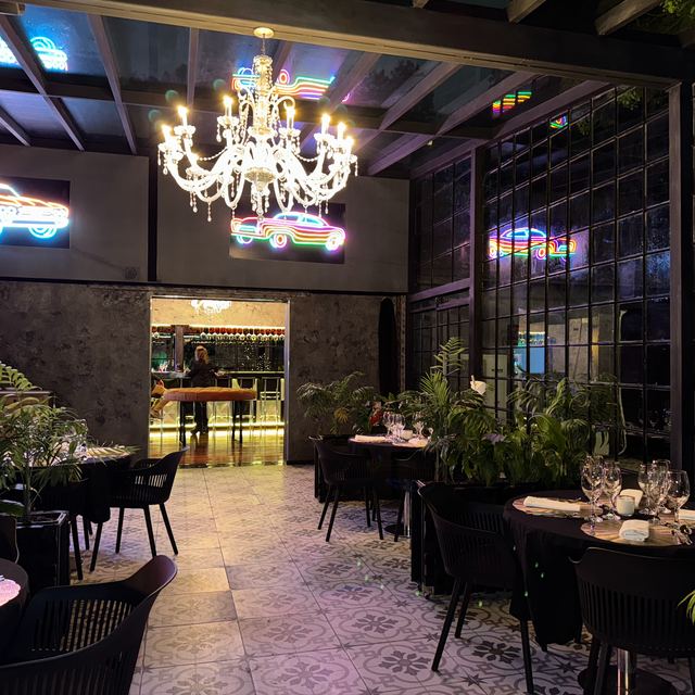 ABASTA - Actualizado en 2026, restaurante argentino en Ingeniero ...