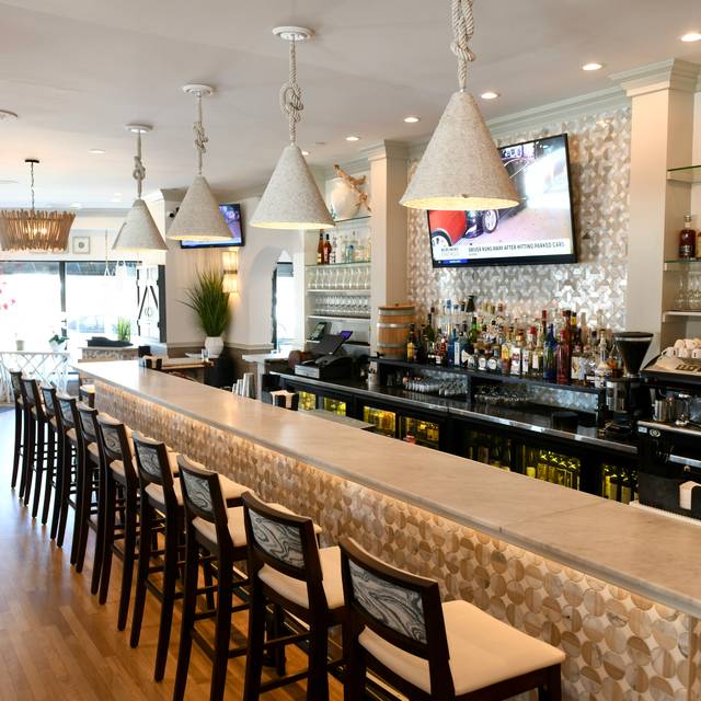 Parea Greek Kitchen Restaurant - Arlington Heights, IL | OpenTable
