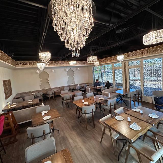 Aladdin Kitchen and Market Restaurant - Des Plaines, IL | OpenTable