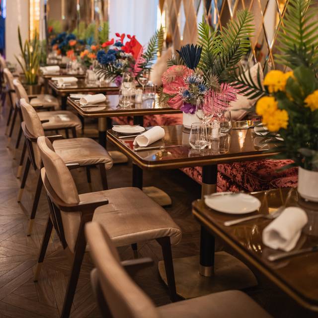 Parlay - Metropolitan mayfair - Updated 2026, International Restaurant ...