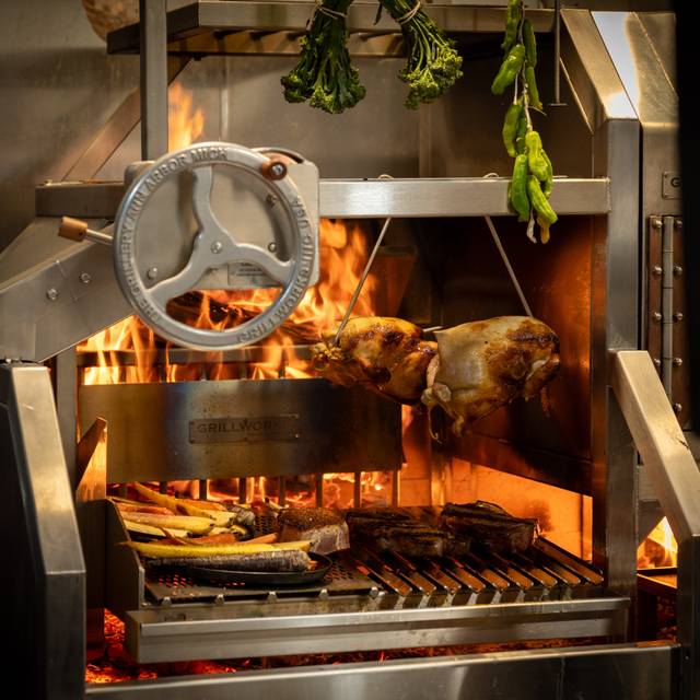 NANDO Wood-Fired Steak & Seafood Restaurant - Evansville, IN | OpenTable