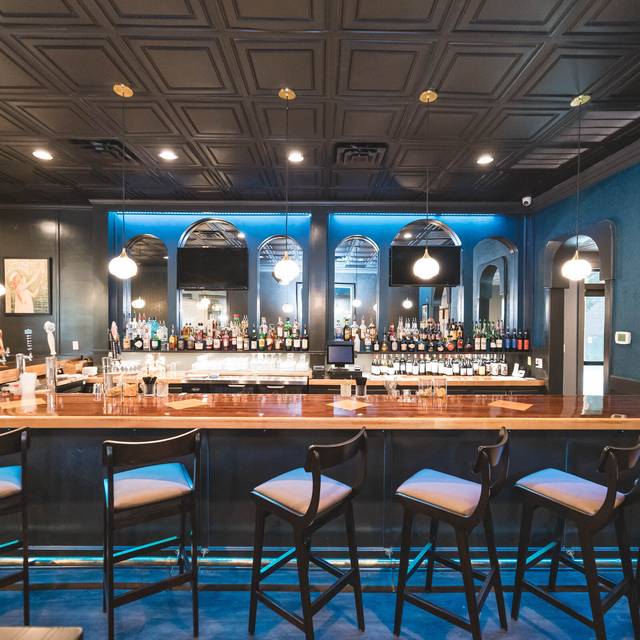 Milano's Enoteca & Italian Ristorante Restaurant - Lynchburg, VA ...