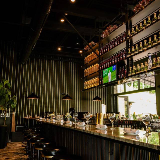 Ecco Wine Bar | Trumbull Restaurant - Trumbull, CT | OpenTable