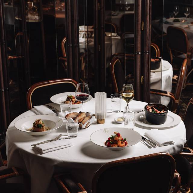 Louie Restaurant - London | OpenTable