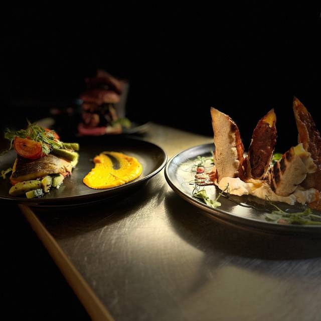 SMOQUE Victoria Restaurant - London, Greater London | OpenTable
