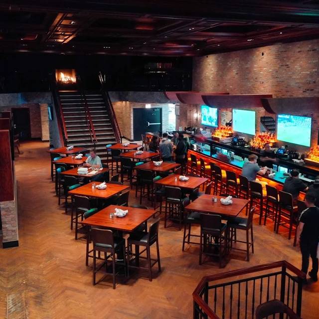 The Scout Waterhouse + Kitchen Restaurant - Chicago, IL | OpenTable