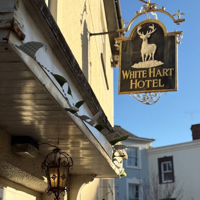 The White Hart Wiveliscombe Restaurant - Wiveliscombe, Somerset | OpenTable