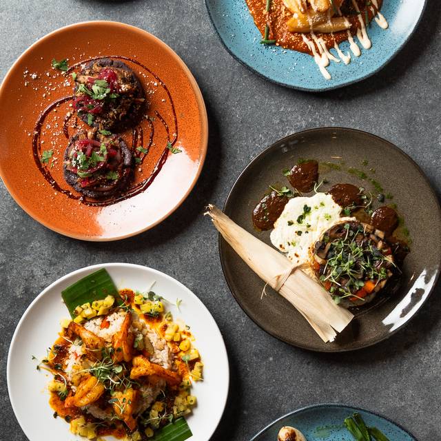 LaPeZ Mod Mex Restaurant - St. Louis, MO | OpenTable