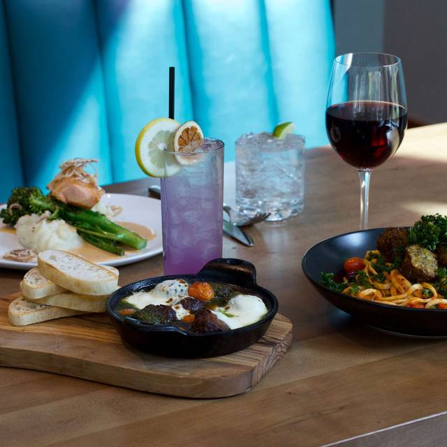 Tstreet Kitchen and Cafe Restaurant - Aurora, CO | OpenTable
