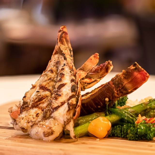 ABACUS Caribbean Lobster & Steak House Restaurant - Grand Cayman ...