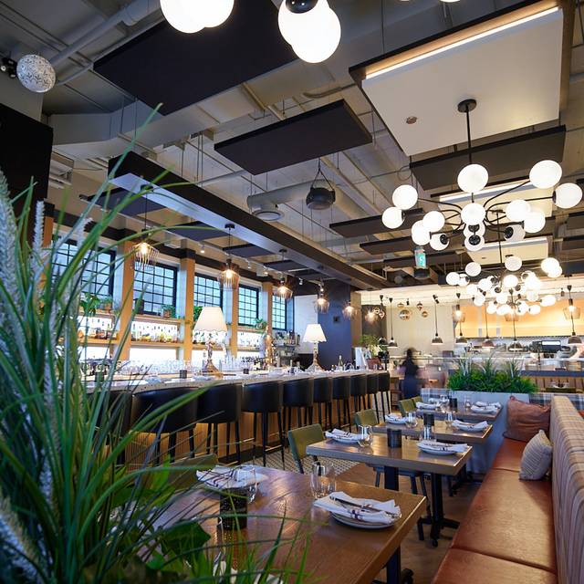 Lusi Italian Kitchen & Pizzeria Restaurant - Calgary, AB | OpenTable