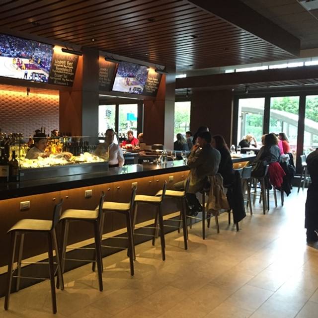 Remington's Restaurant - Chicago, IL | OpenTable