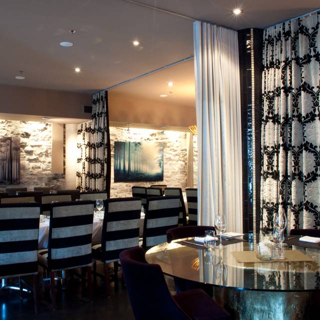 Restaurant e18hteen - Ottawa, ON | OpenTable