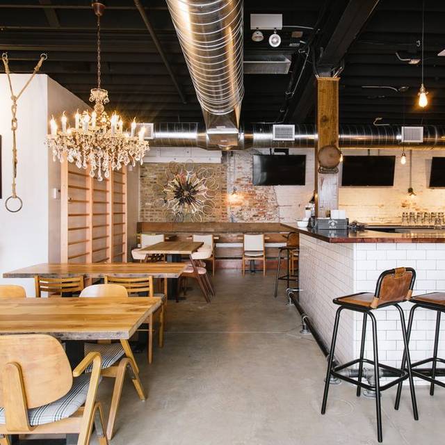 Park and Field Restaurant - Chicago, IL | OpenTable