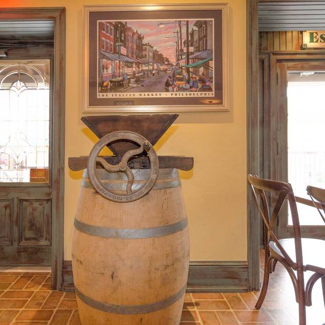 Vallini Restaurant - Skippack, PA | OpenTable