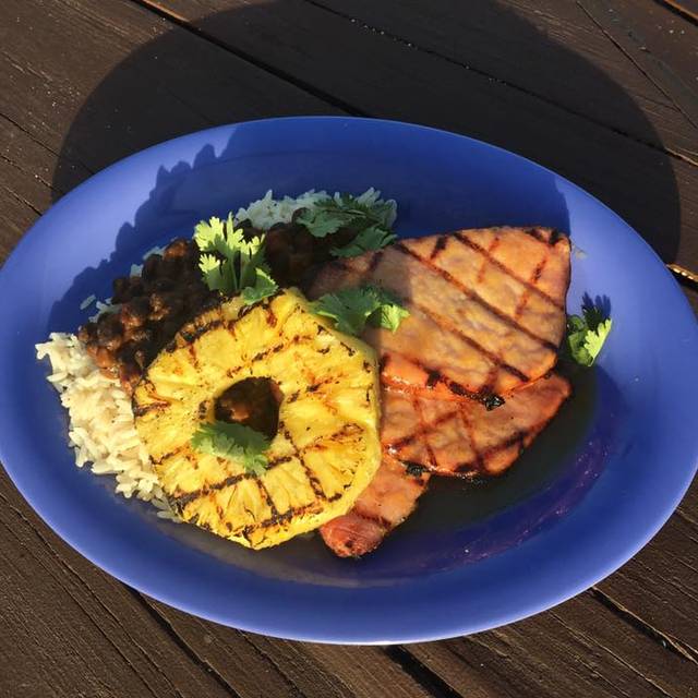 Iggies Beach Bar & Grill Restaurant - St Thomas, VI | OpenTable