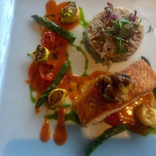 Different Pointe of View Restaurant - Phoenix, AZ | OpenTable