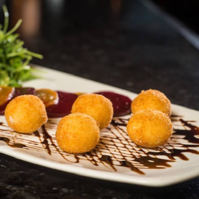 Porter Creek Hardwood Grilll Restaurant - Burnsville, MN | OpenTable