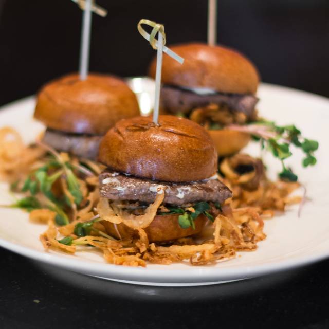 Reserve 22 Restaurant - Glen Ellyn, IL | OpenTable