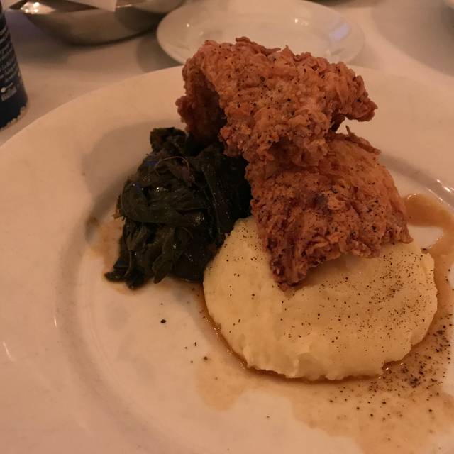 Hank's Seafood Restaurant - Charleston, SC | OpenTable