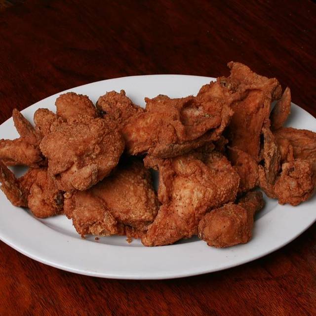 Sugapeach Chicken & Fish Fry Restaurant - North Liberty, IA | OpenTable