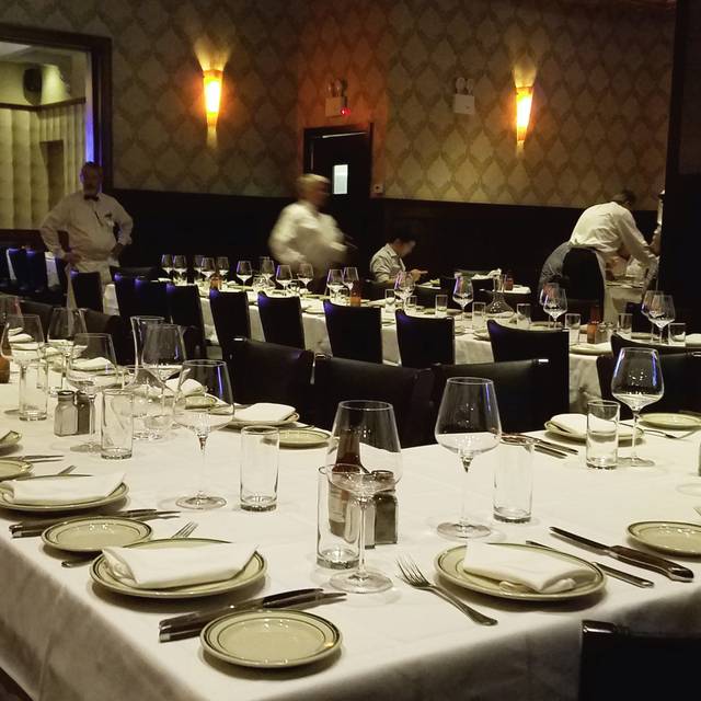 Rocco Steakhouse Restaurant - New York, NY | OpenTable