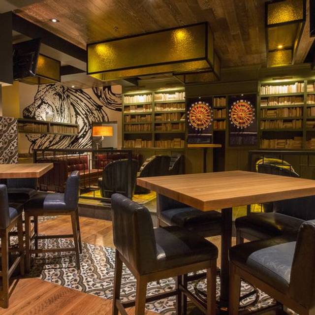 Point and Feather Restaurant - Chicago, IL | OpenTable