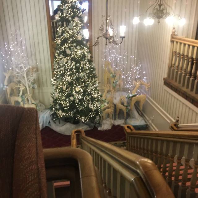 Zehnder's of Frankenmuth Restaurant - Frankenmuth, MI | OpenTable