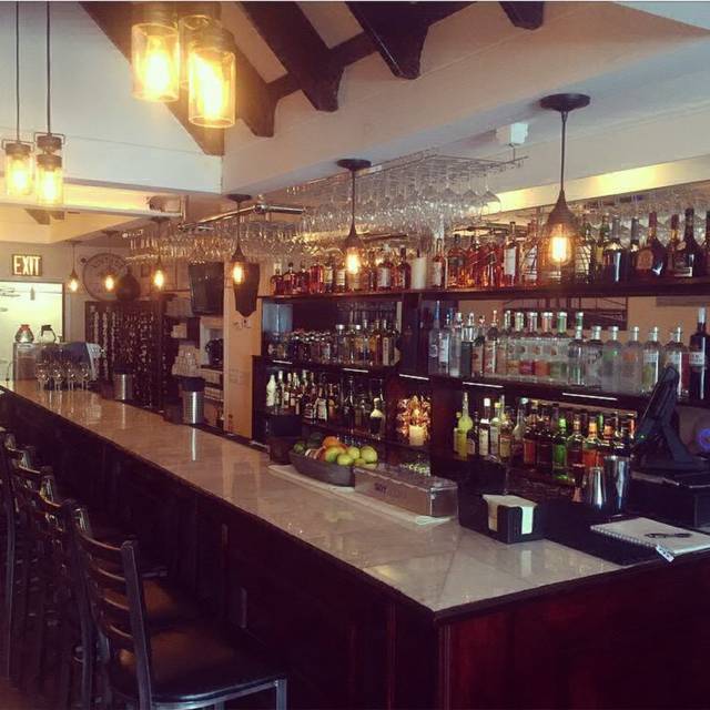 Chefs 724 Restaurant & Bar - Island Park, NY | OpenTable