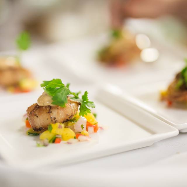 Glo Restaurant + Lounge - Victoria, BC | OpenTable