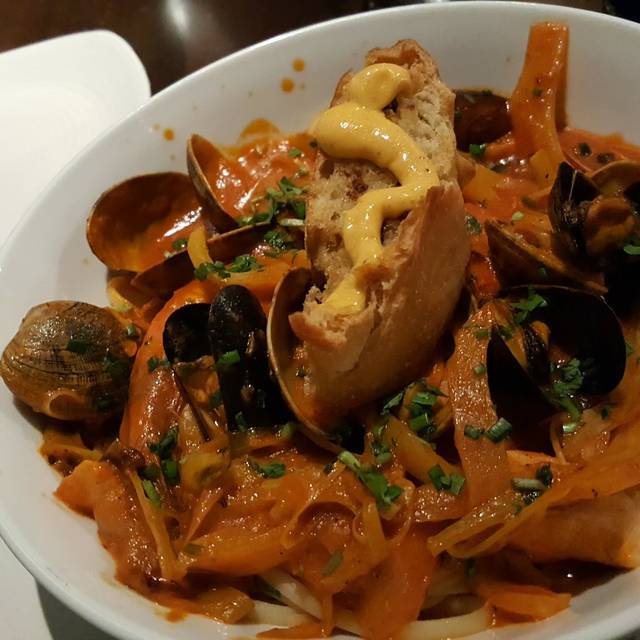 Hula Hulas Restaurant - Hilo, HI | OpenTable