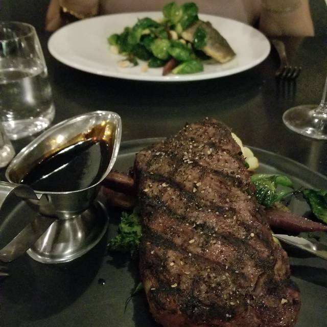 Maggie Oakes - Montréal, QC | OpenTable