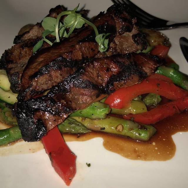 Liv Restaurant - White Oaks Resort & Spa - Niagara-on-the-Lake, ON ...