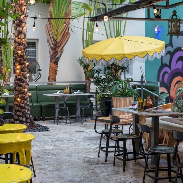 Mas Cuba Cafe & Bar - Riviera South Beach Restaurant - Miami Beach, FL ...