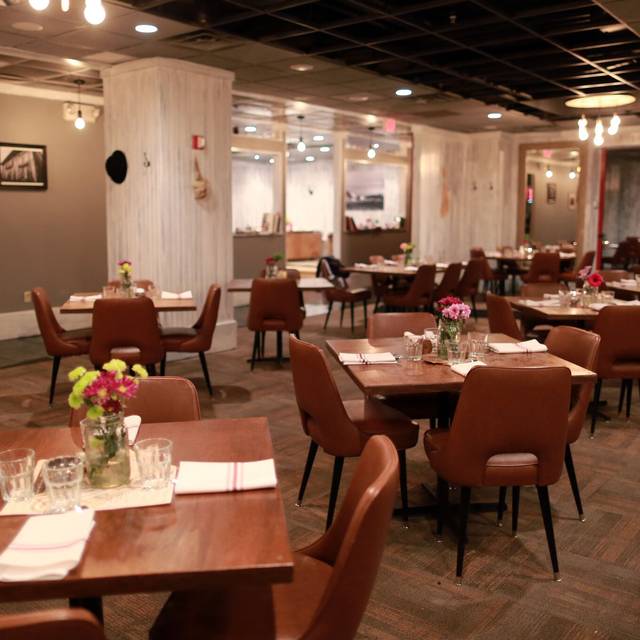 Bauer Farm Kitchen Restaurant - Cincinnati, OH | OpenTable