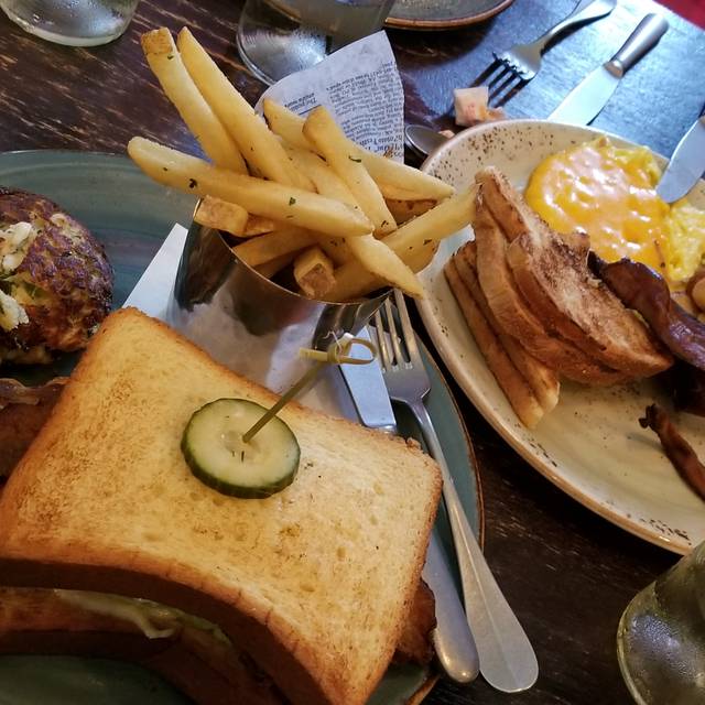 Red Owl Tavern Restaurant - Philadelphia, PA | OpenTable