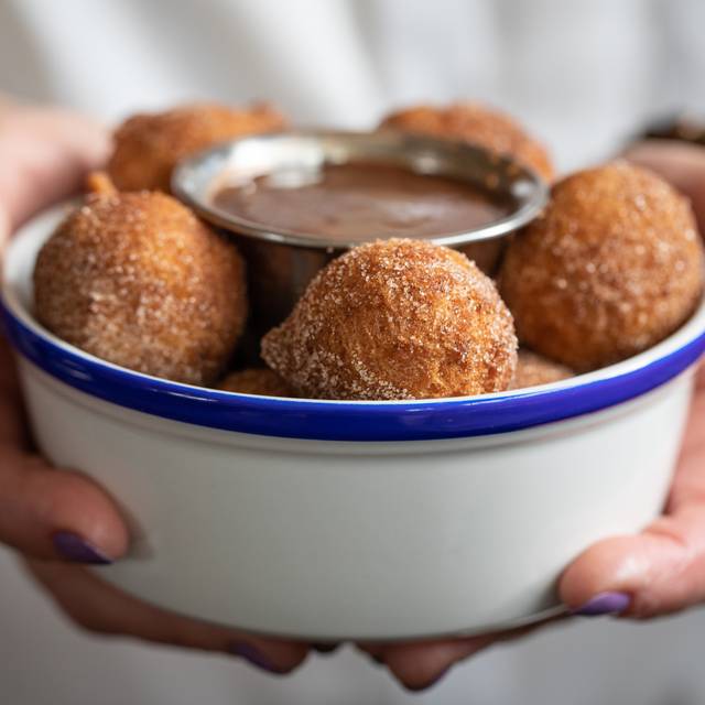 Dutch & Doc's Restaurant - Chicago, IL | OpenTable