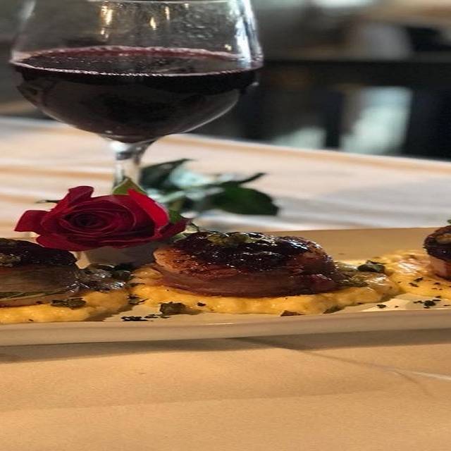 R Bistro & Pastry Restaurant - Fairhope, AL | OpenTable