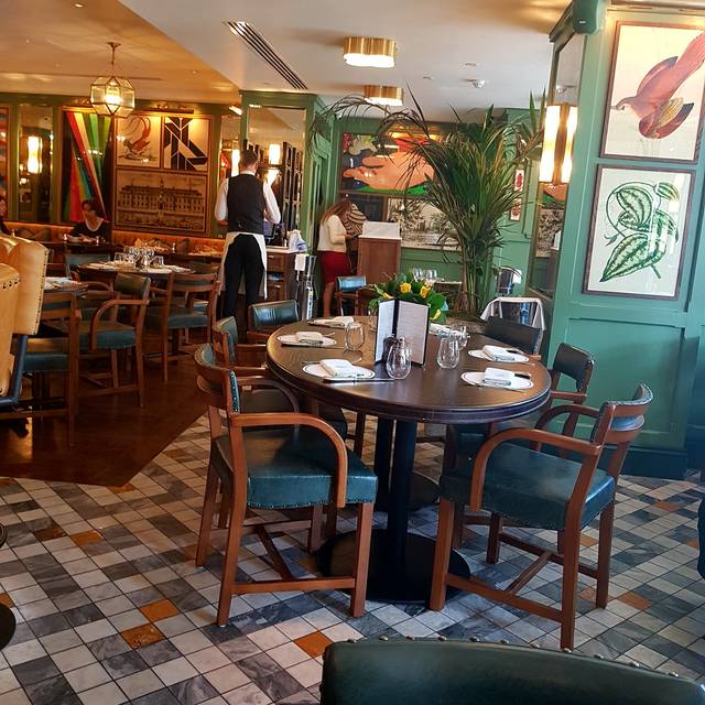 The Ivy Cafe Blackheath Restaurant - London, | OpenTable