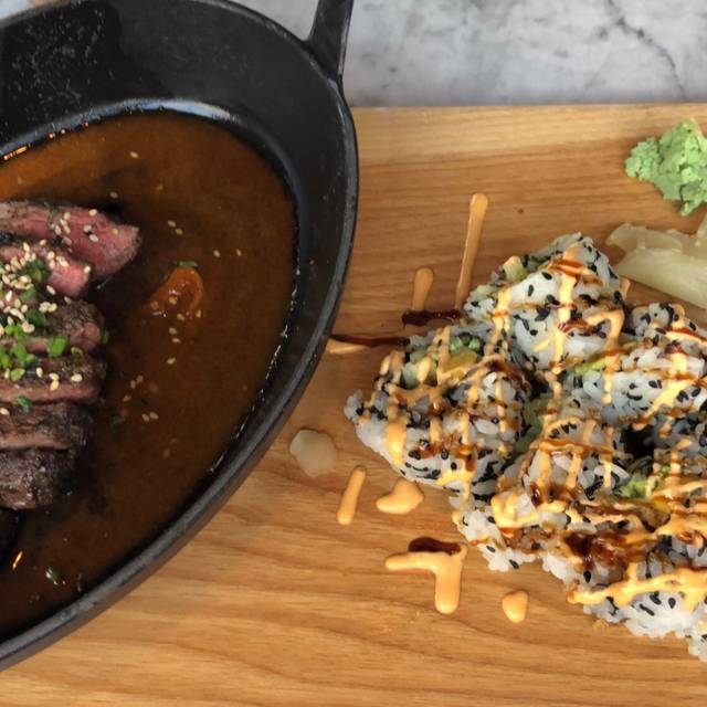 Earls Kitchen + Bar - Park Meadows Restaurant - Lone Tree, CO | OpenTable