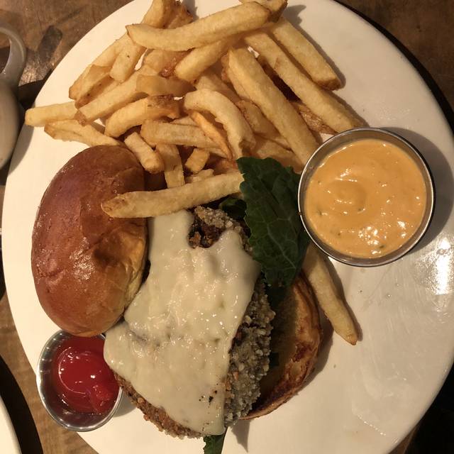 Beatrix - Streeterville Restaurant - Chicago, IL | OpenTable