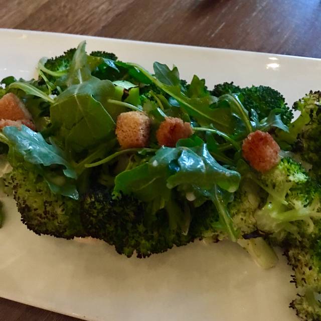 Fish- Atlantis Paradise Island Restaurant - Paradise Island, Paradise ...