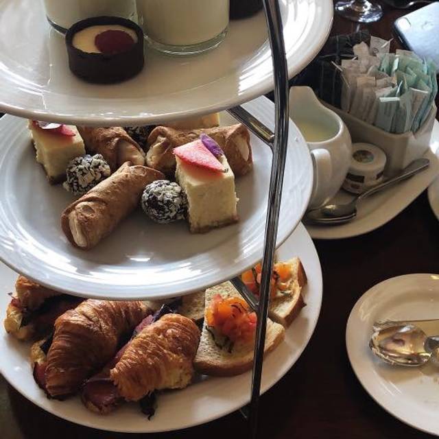 Harvest Room - Fairmont Hotel Macdonald - Edmonton, AB | OpenTable