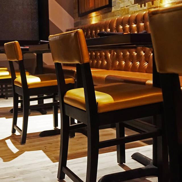 MORA Asian Kitchen - Oak Park Restaurant - Oak Park, IL | OpenTable