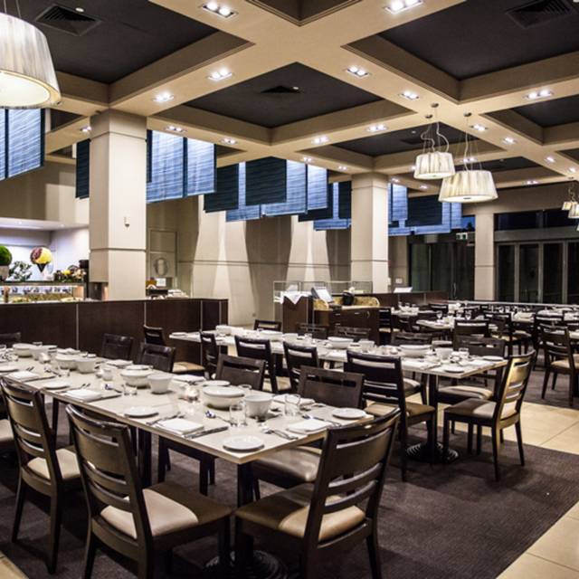 Waves Buffet Restaurant- voco Hotel Gold Coast - Surfers Paradise, AU ...