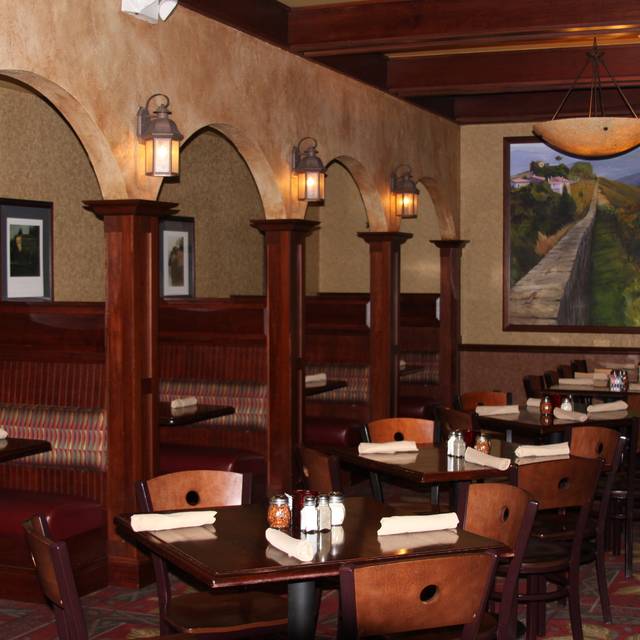 Pasquale's Italian Restaurant-West Seneca - West Seneca, NY | OpenTable