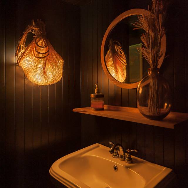 Baltra Bar Restaurante - Ciudad de México, AGU | OpenTable