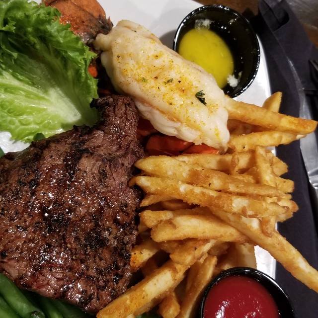 Vandy's Grille Restaurant - Waconia, MN | OpenTable