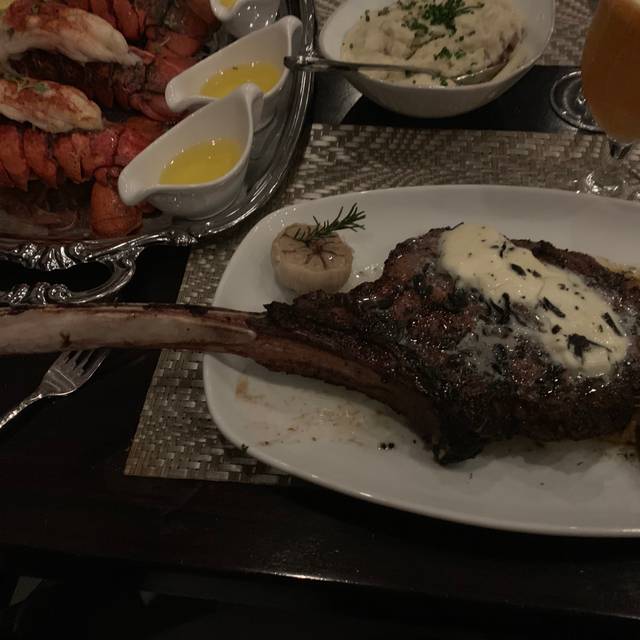 Larsen's Steakhouse - Woodland Hills Restaurant - Woodland Hills, CA ...